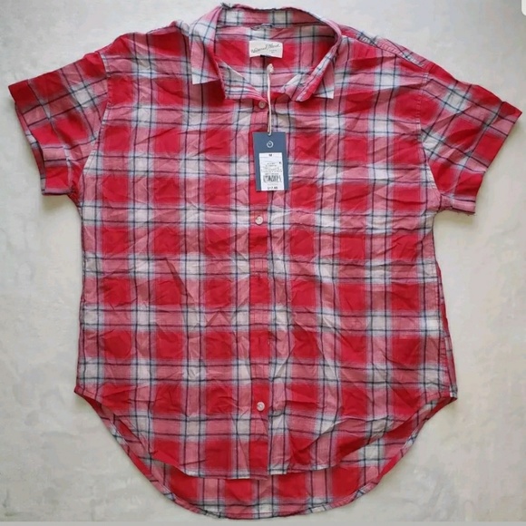 Universal Thread | Tops | Universal Thread Womans Tee Shirt M M | Poshmark